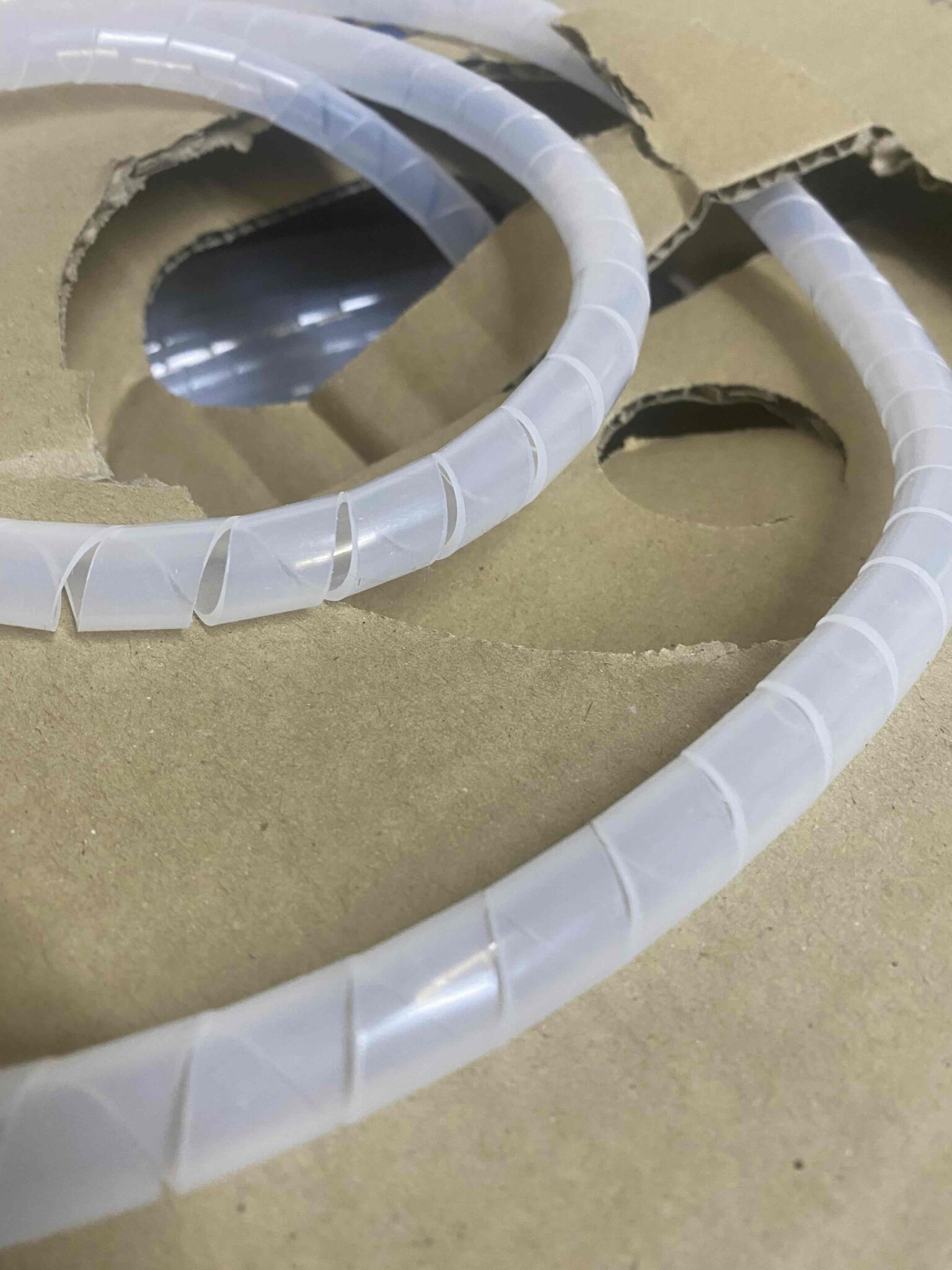 カーボンアイテムのインフュージョン成形って？CF Labの工法を解説！ | CF Lab